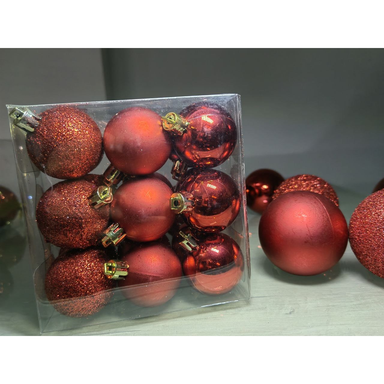 Set Ornamente brad de craciun globuri de diferite marimi si forme, 50 ...