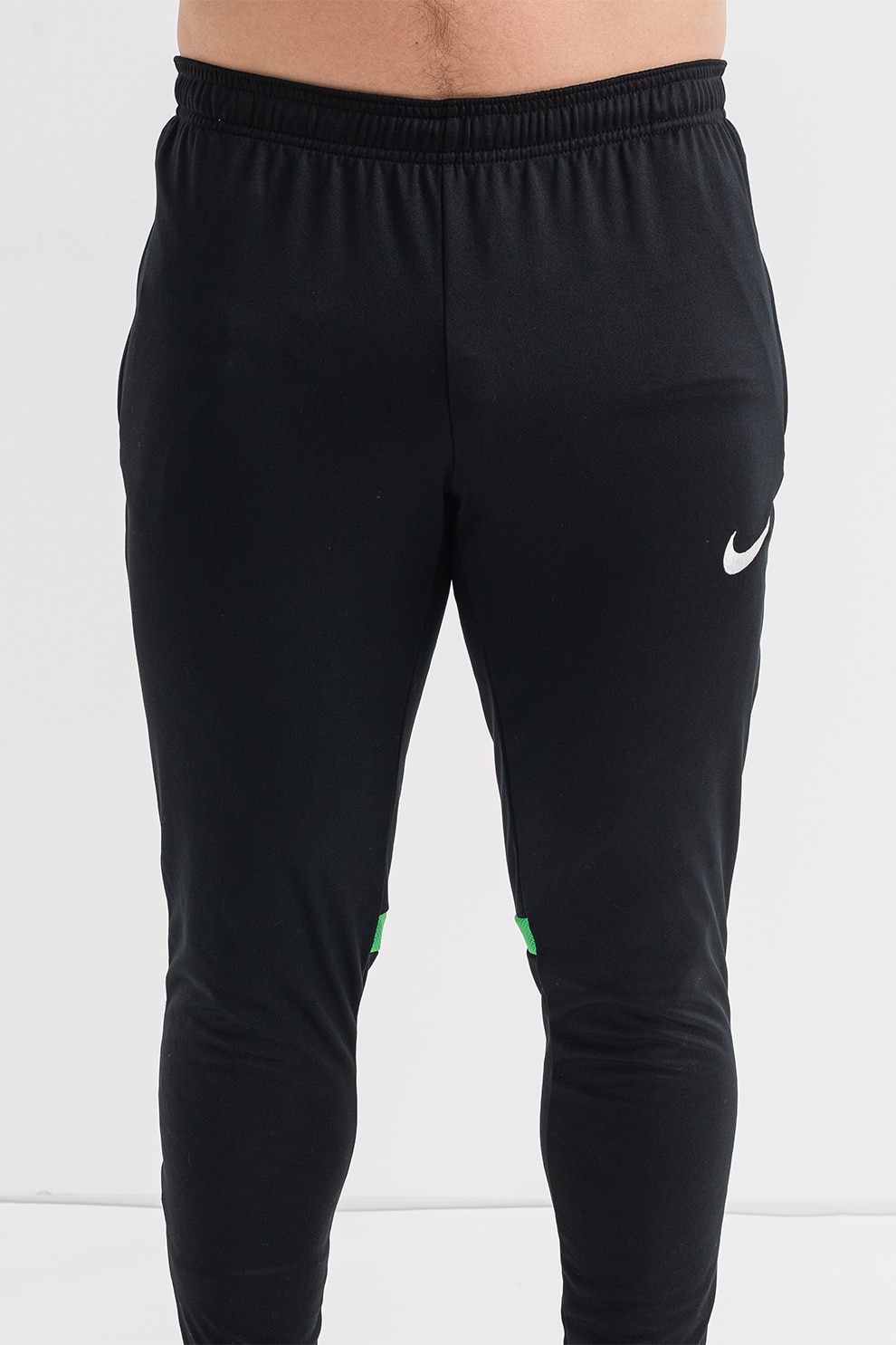 Nike, Pantaloni cu buzunare laterale si tehnologie Dri-FIT, pentru ...