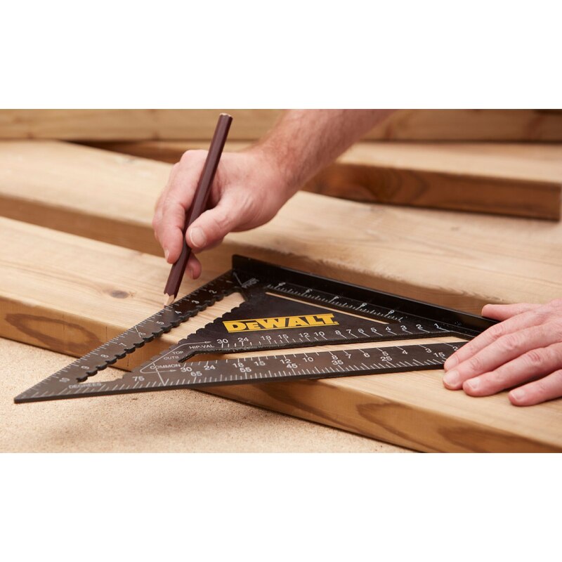 Echer metalic gradat Dewalt tip DWHT25227-0, 180 mm - eMAG.ro