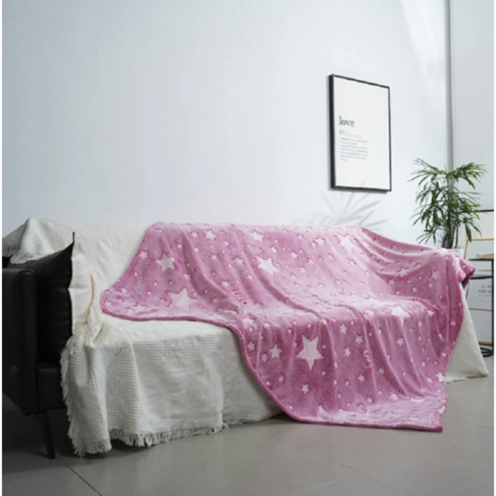 Patura fluorescenta in intuneric, roz, instelat, 150 x 200 cm - eMAG.ro