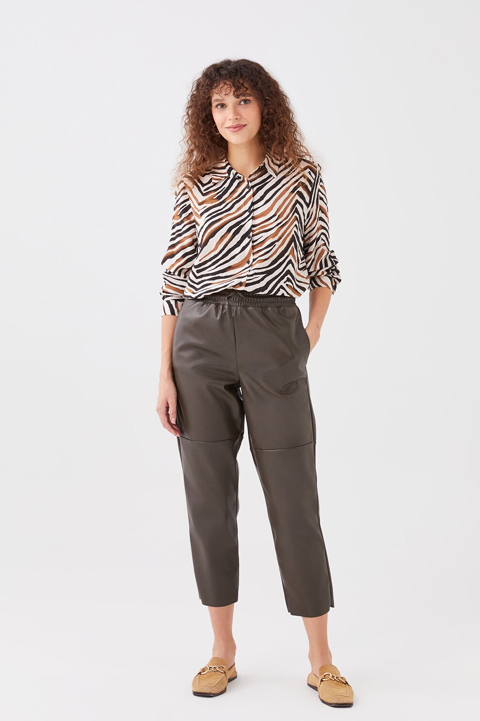 LC WAIKIKI, Camasa cu model si terminatie asimetrica, Alb, Negru, Camel ...