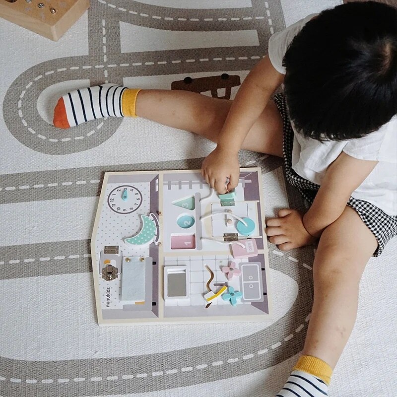 Placa Senzoriala Busy Board cu activitati zilnice, multicolor, Toyska ...