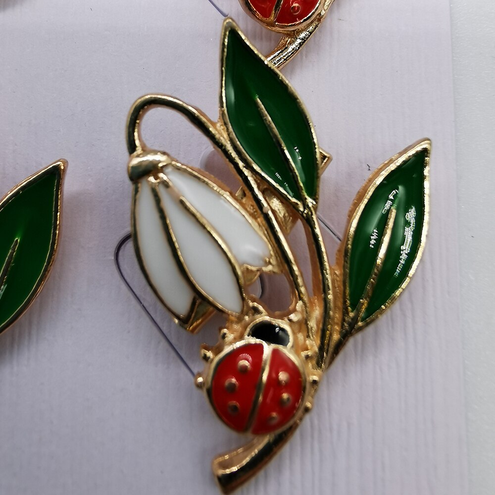 Set 12 brose pentru martisor "Ghiocelul Delicat" - eMAG.ro
