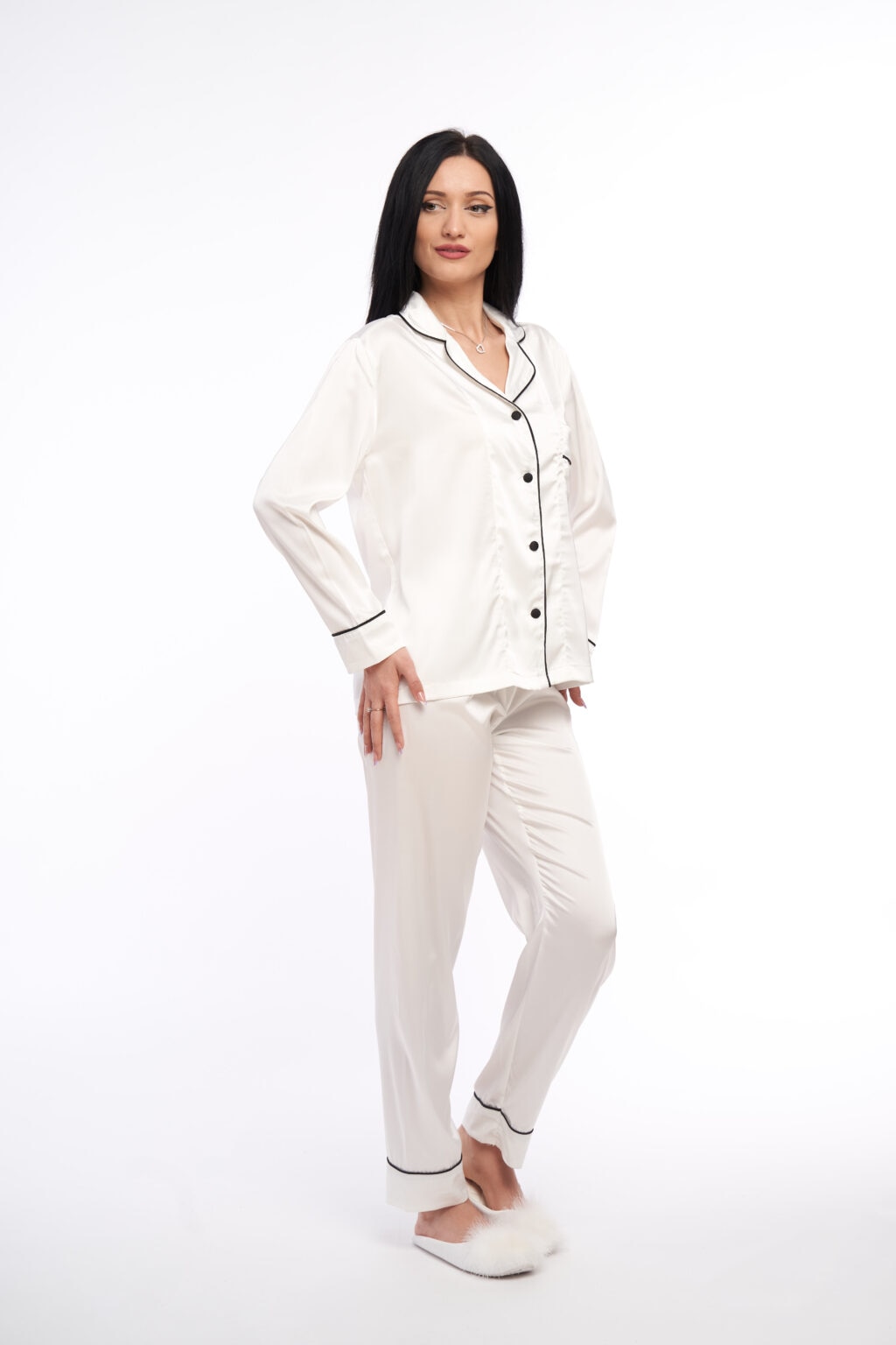 Pijama Alba din Satin de Matase L - eMAG.ro