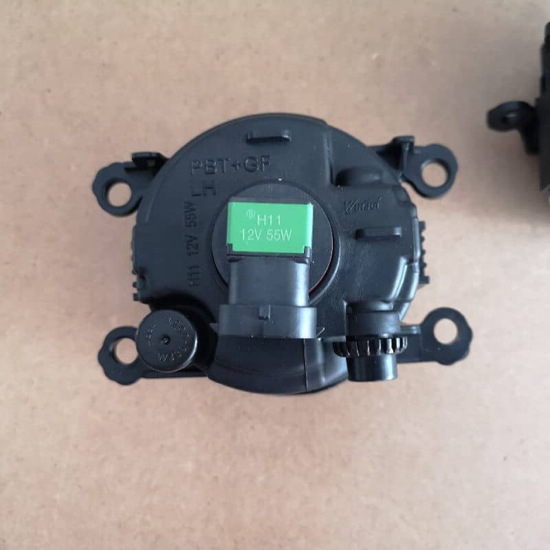 Set 2 proiectoare ceata fumurii Logan, Duster, Sandero, Megane 2 - eMAG.ro