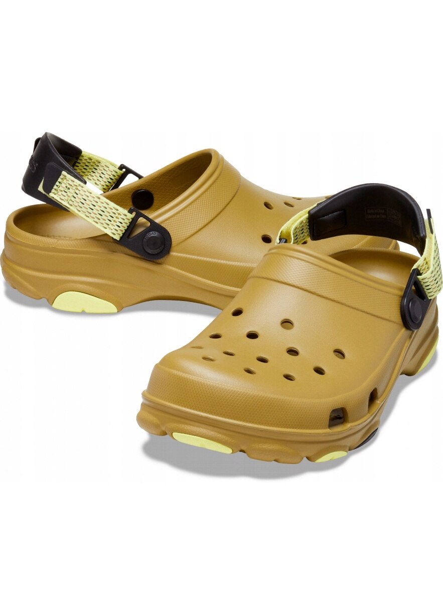 Papuci barbati Classic All-Terrain, Crocs, Spuma, Bej, 45.5 - eMAG.ro