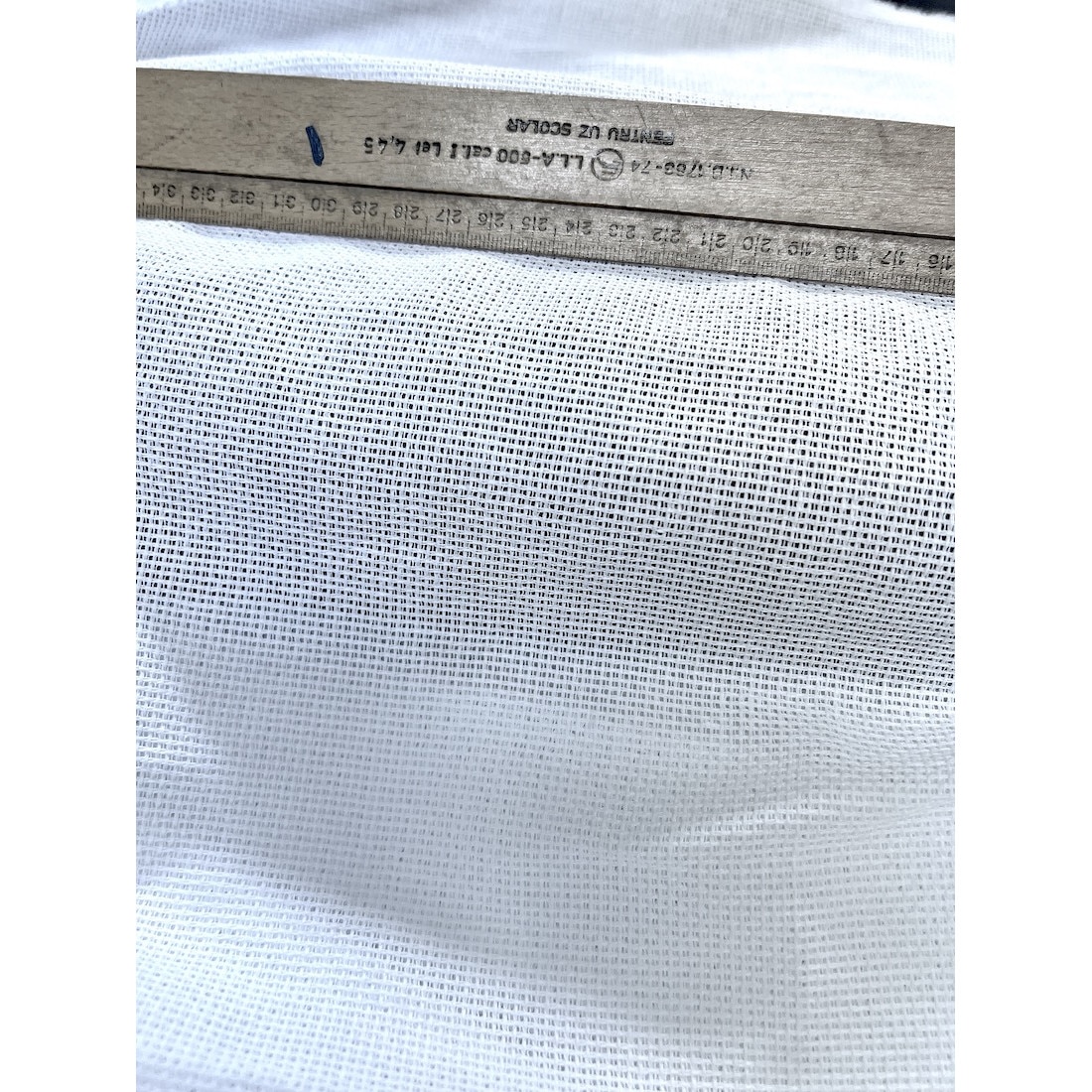 Material textil, Etamina alba pentru brodare cu 50 puncte/10 cm, 90 x ...