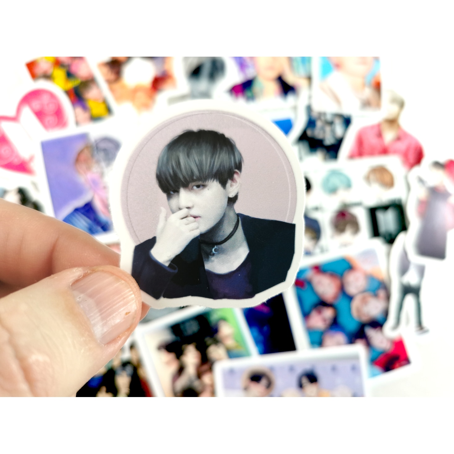 Set Stickere 50 bucati Waterproof Pvc, BTS BANGTAN BOYS 5 cm - eMAG.ro