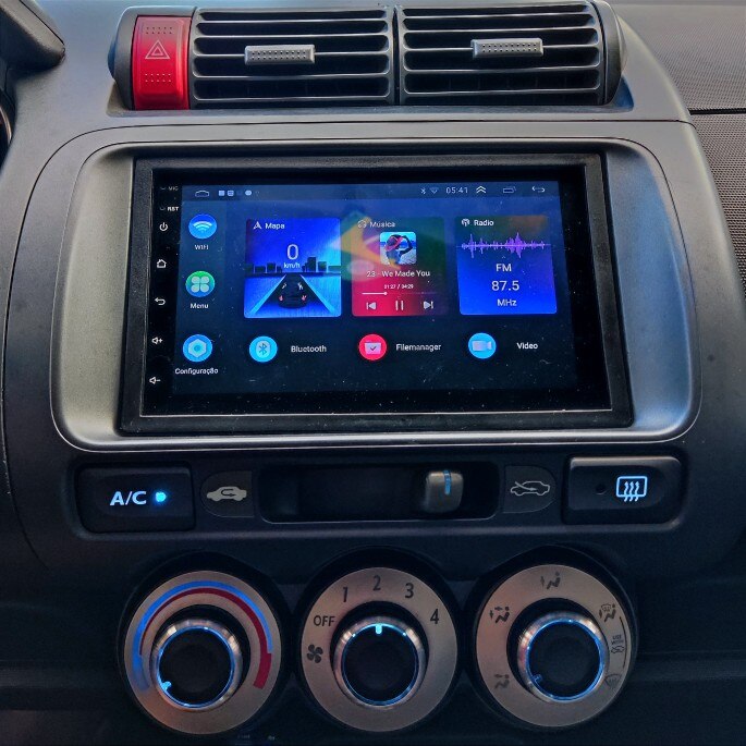 Navigatie Android 2gbRam 64gb memorie, Android auto Carplay, GPS, rama ...