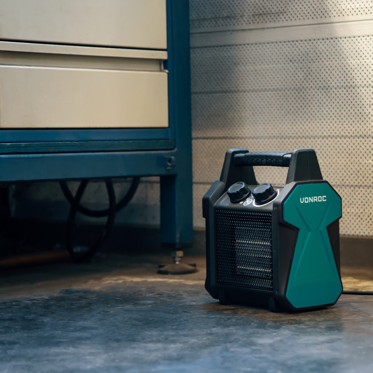 Aeroterma electrica VONROC 1000/2000W, EH510AC, Element ceramic - eMAG.ro