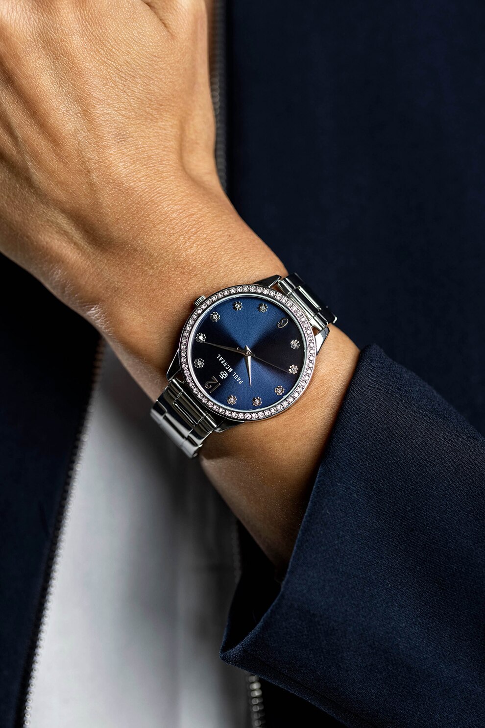 Paul McNeal, Kristályokkal díszített analóg karóra, Ezüstszín - eMAG.hu