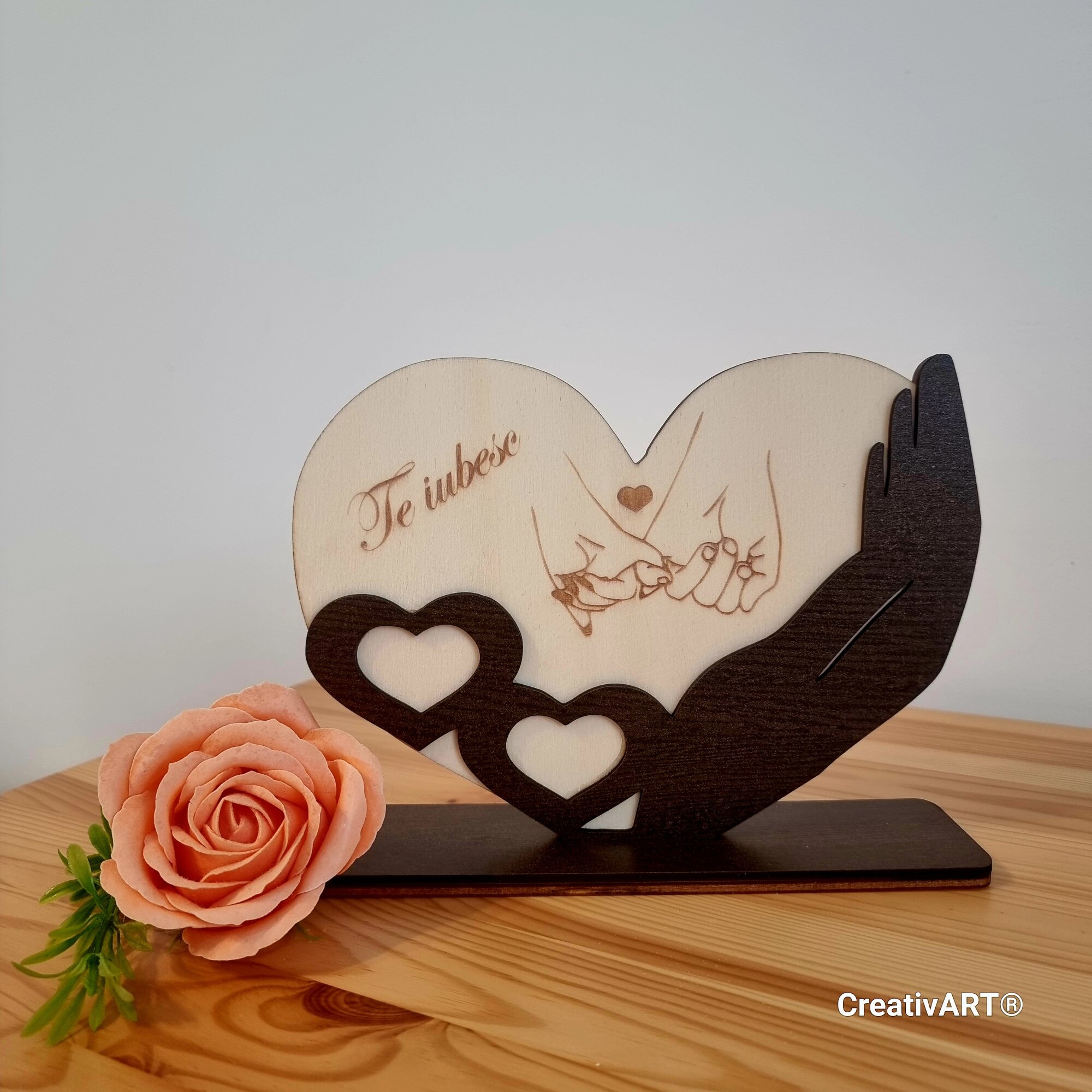 Decoratiune personalizata CreativART din lemn in forma de inima - eMAG.ro
