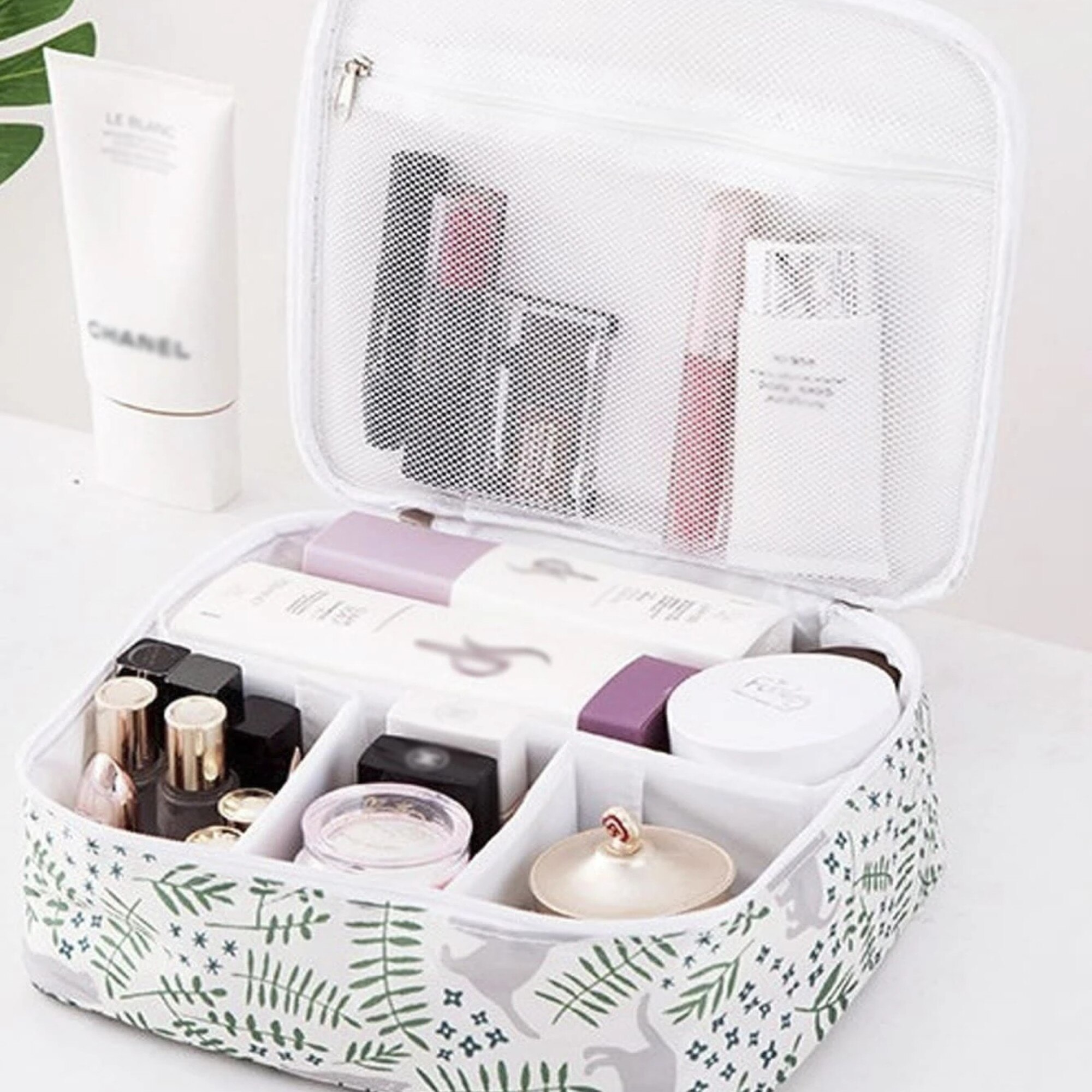 Geanta organizare produse cosmetice si de make-up, pentru calatorii ...