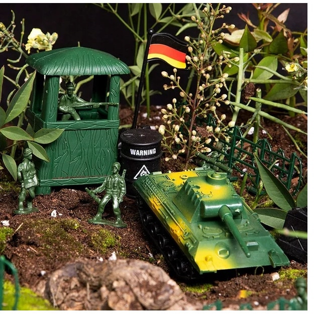 Set Baza Militara "LikeSmart Soldier Force", soldati, arme, tancuri ...