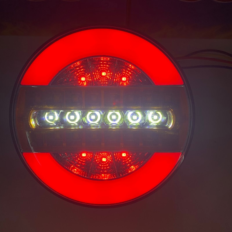 Set 2 stopuri spate BG106, 24V, 5 functii, semnalizare dinamica - eMAG.ro