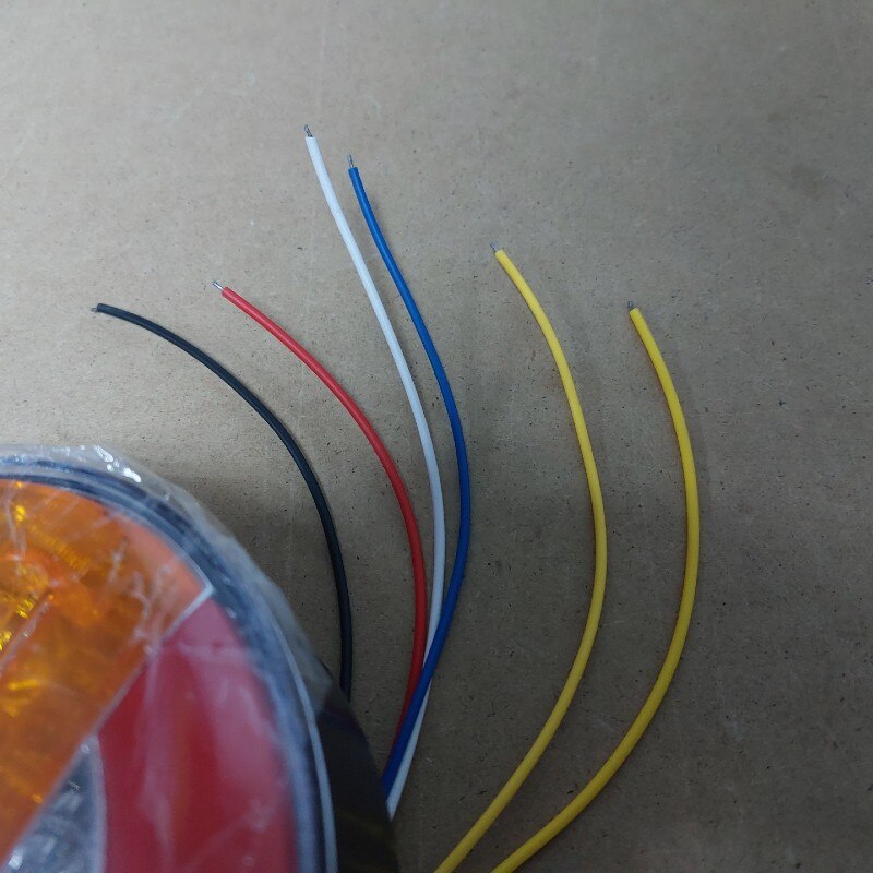 Set 2 stopuri spate BG106, 24V, 5 functii, semnalizare dinamica - eMAG.ro