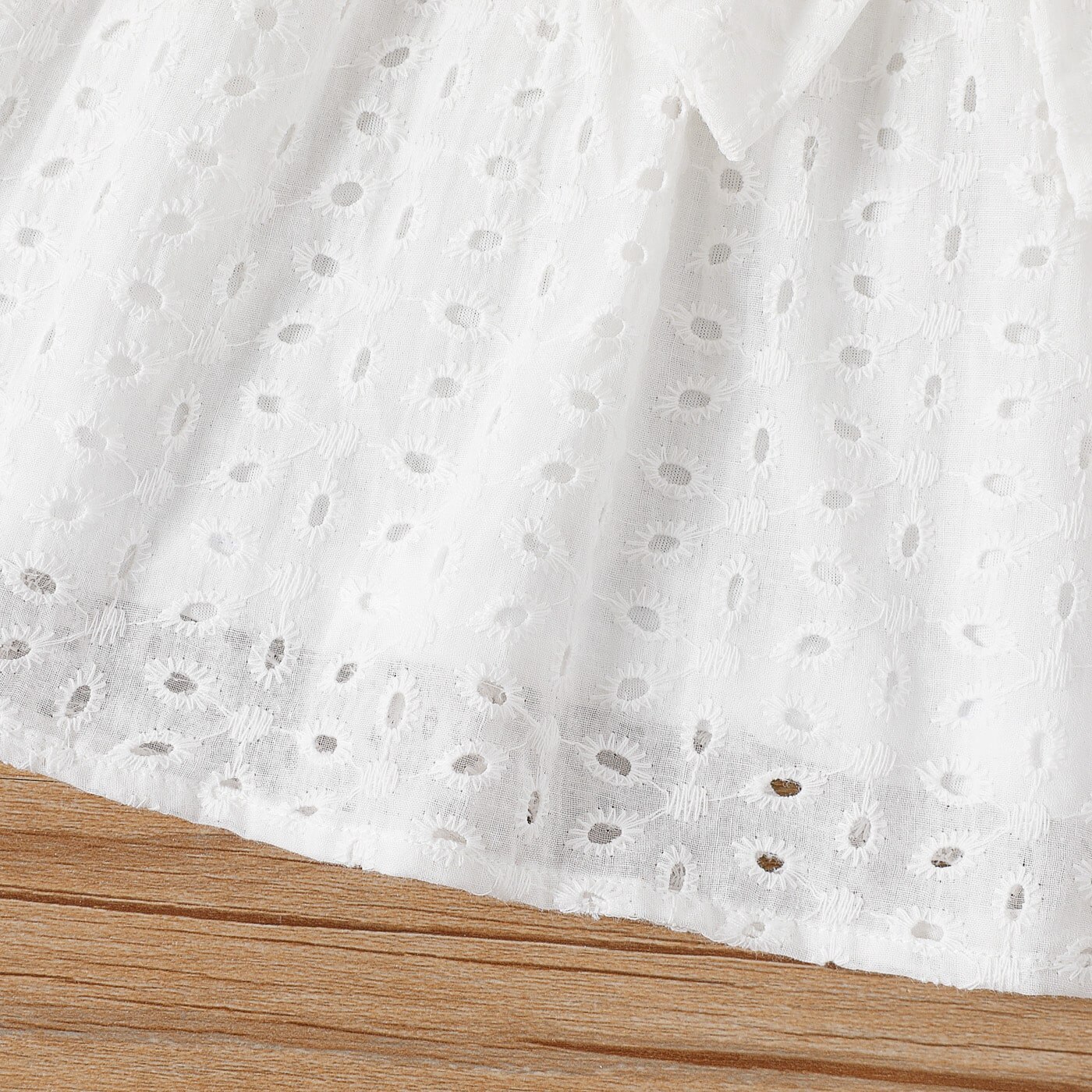 Rochita Fetite Alb Rosy, 9-12 luni, 70-75 CM - eMAG.ro