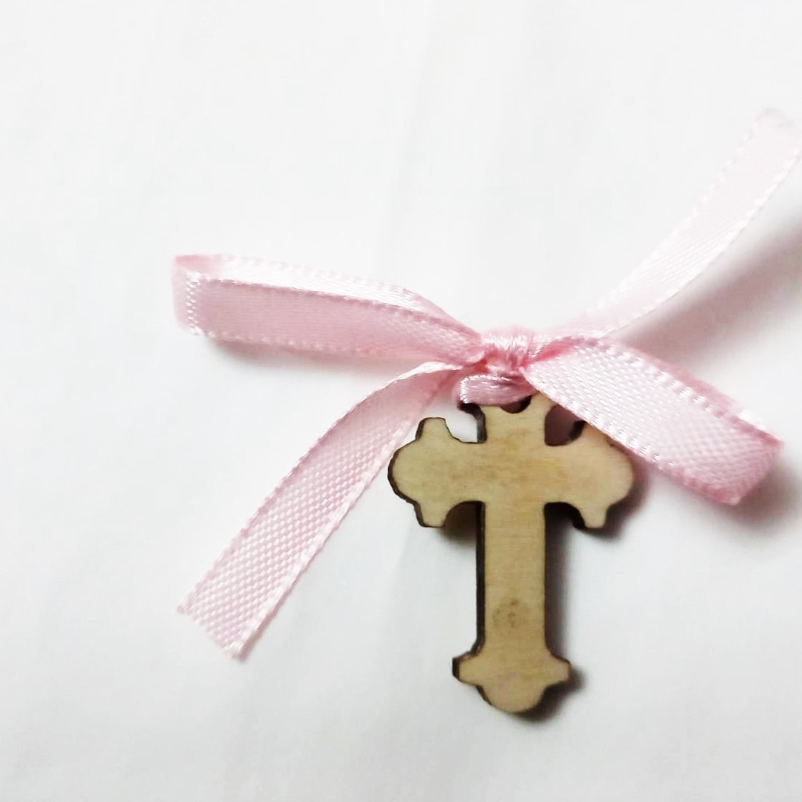 Set 10 cruciulite botez, MCF, Traditional, lemn, 3x2cm, funda roz - eMAG.ro