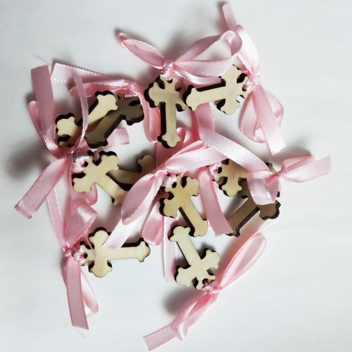 Set 10 cruciulite botez, MCF, Traditional, lemn, 3x2cm, funda roz - eMAG.ro