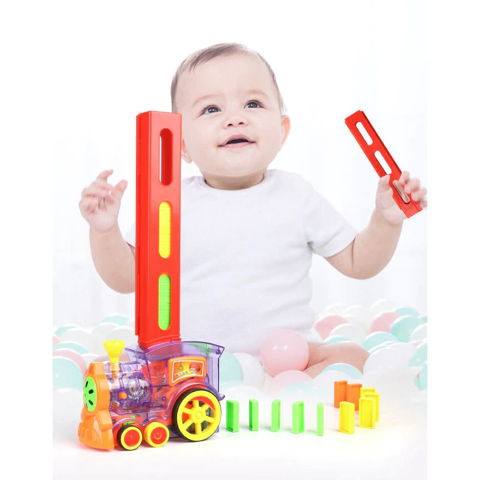 Set Trenulet Electric cu 50 de Piese Domino pentru Stivuire, cu Lumini ...