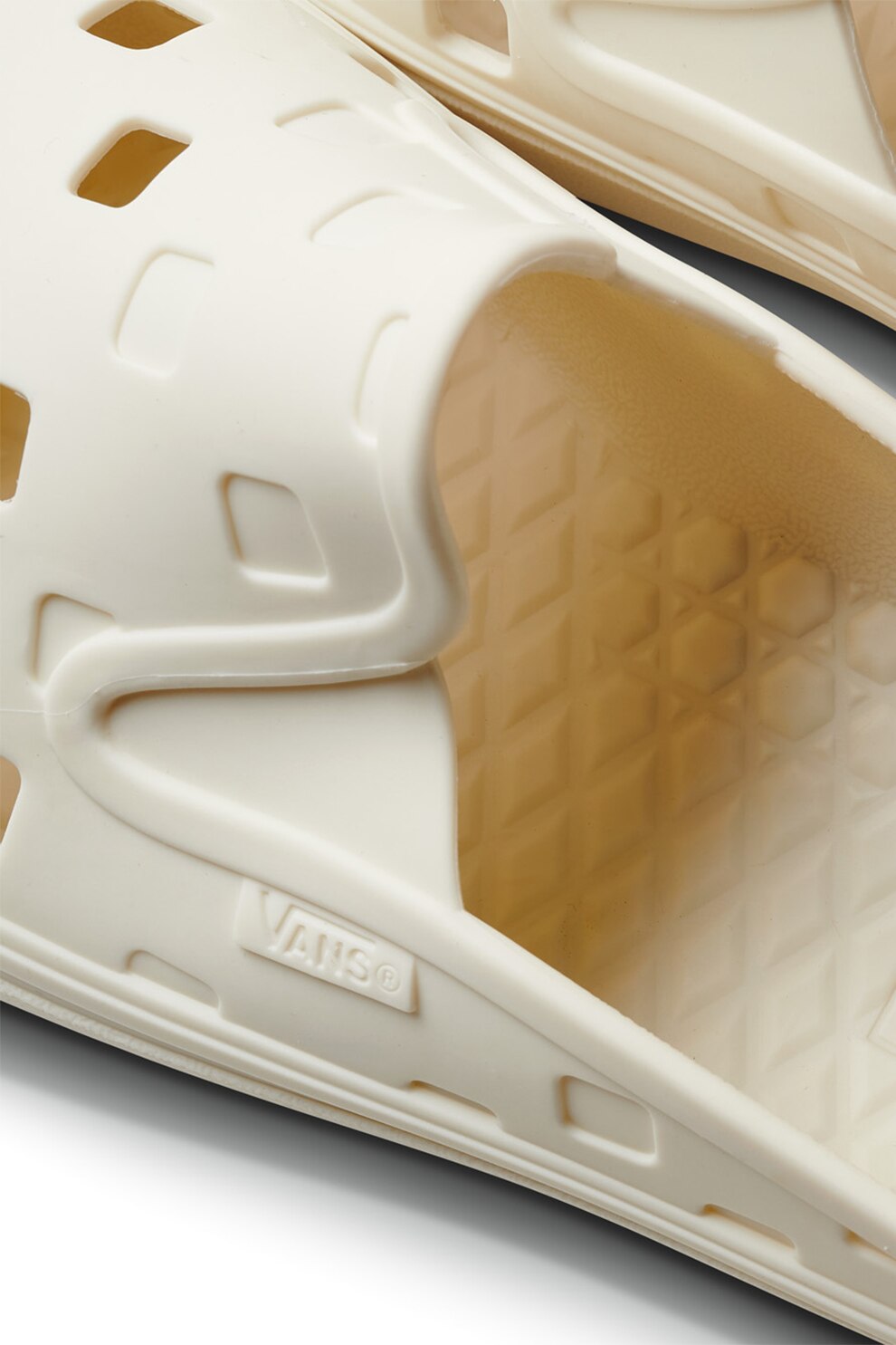 Vans, Perforált papucs, Csontszín, 5 - eMAG.hu