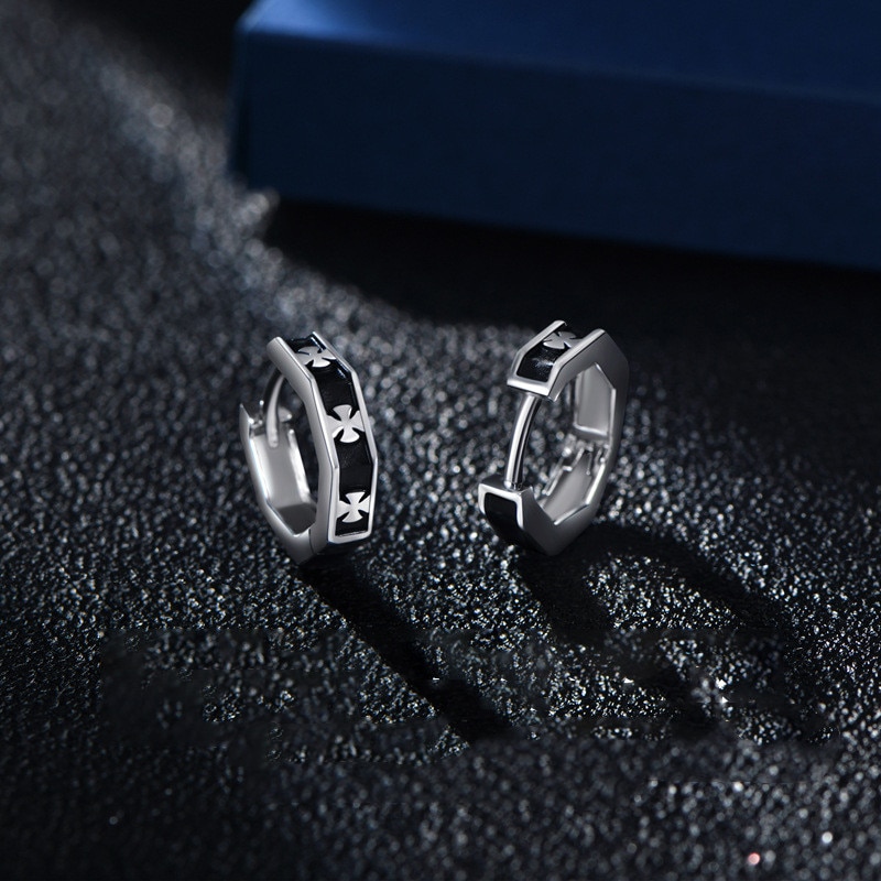 Cercei barbati vintage punk, 1.6CM - eMAG.ro