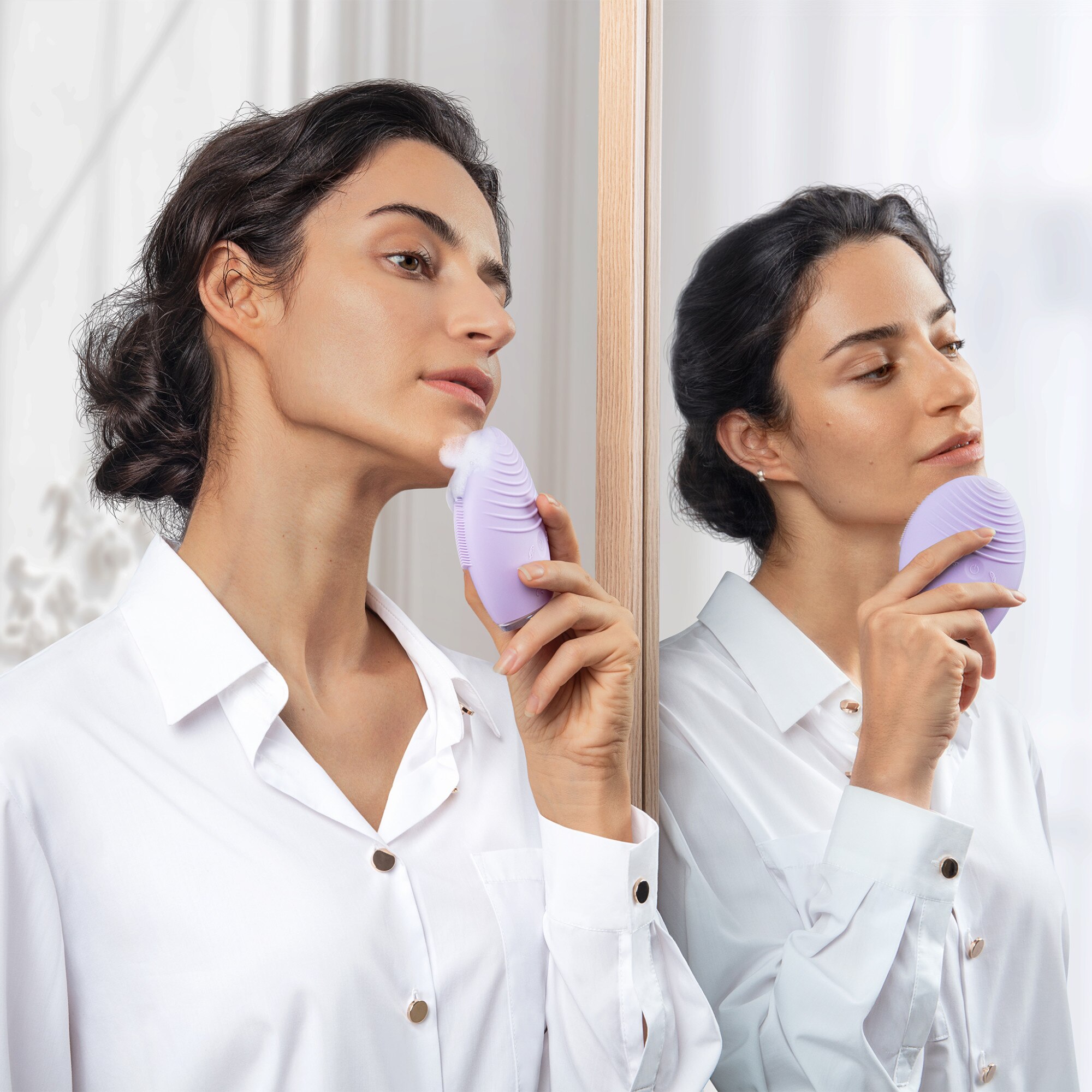 Смарт четка Foreo Luna™ 4 за почистване на лице и тонизиращ масаж за