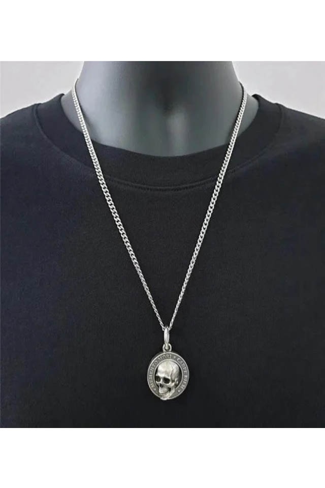 Colier Memento Mori cu carniu, inox, 40 cm - eMAG.ro