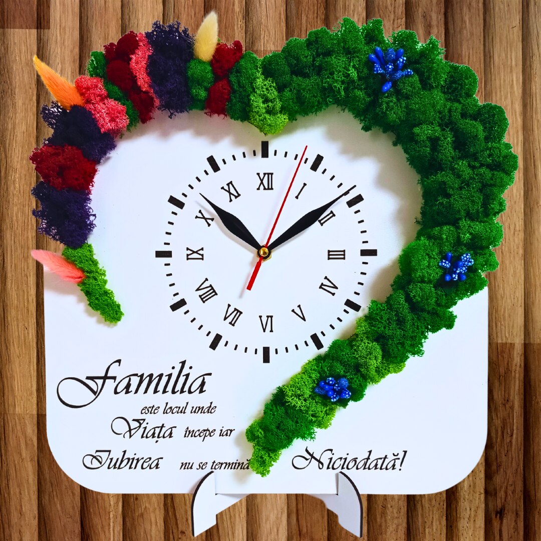Ceas Inima cu licheni stabilizati naturali si flori decorative ...