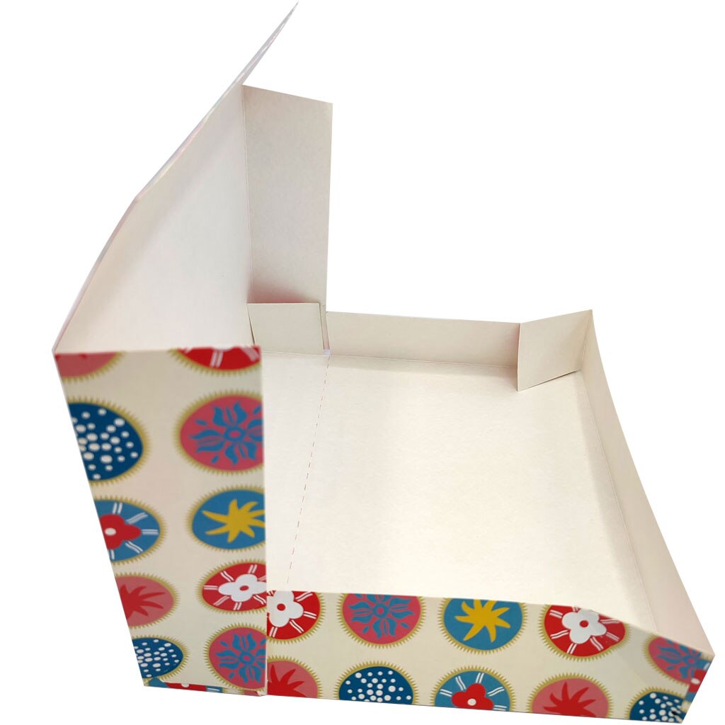 Set 50 Cutii carton prajituri, cu capac, imprimate cu buline ...