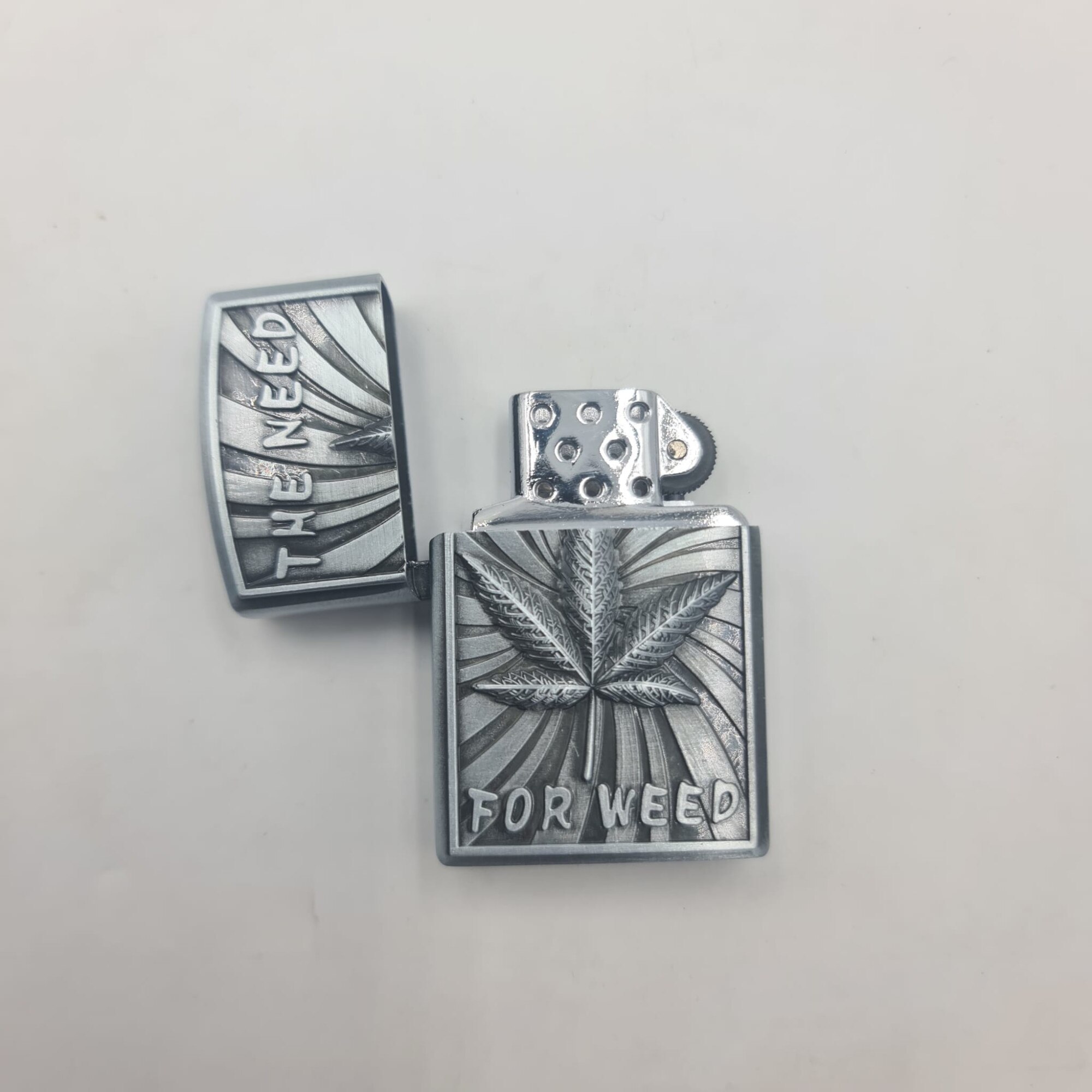 Bricheta Tip Zippo, Gaz, Relief 3D, Metalica, Model The Need for Weed ...