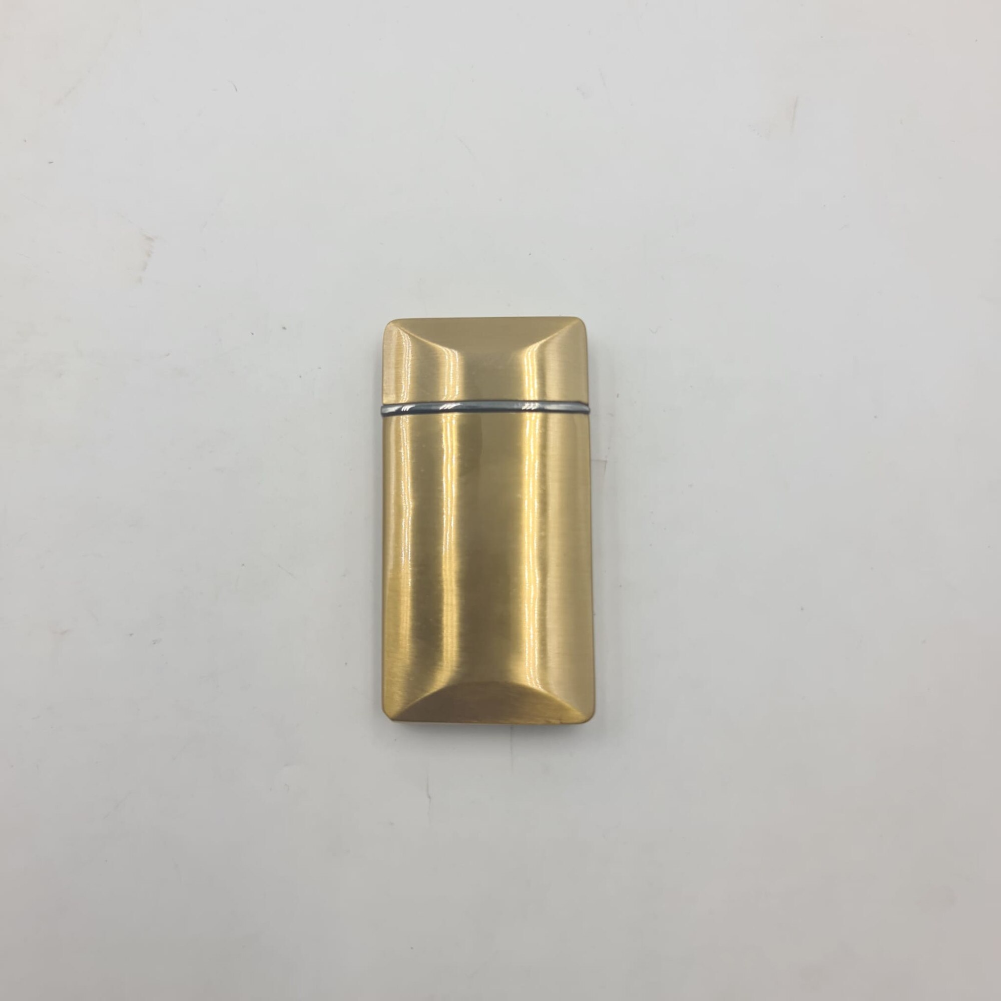 Bricheta cu Gaz, Antivant, Reincarcabila, Flacara Ajustabila ...