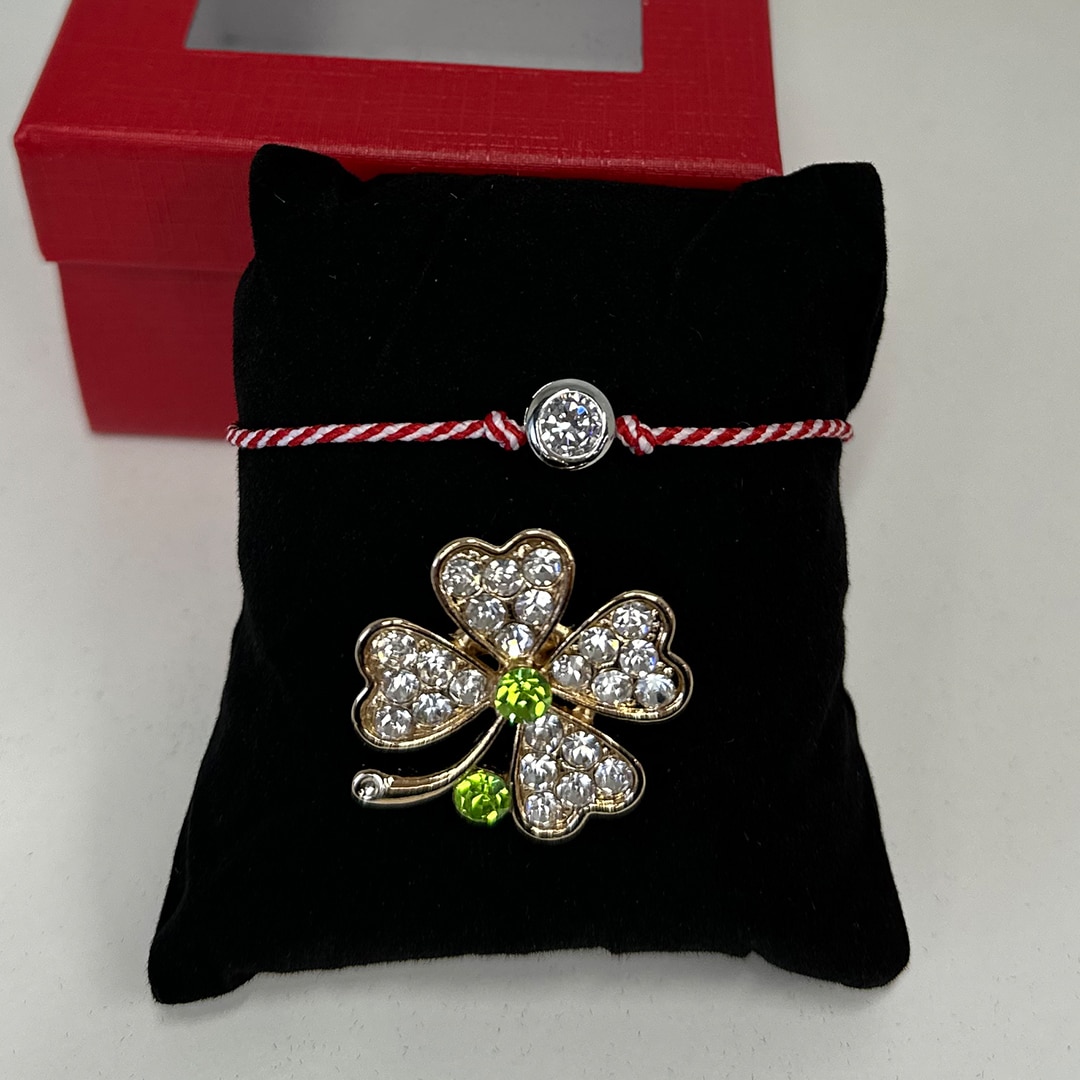 Set Lucky Breeze, cu brosa trifoi si bratara cu pandativ si cristal ...