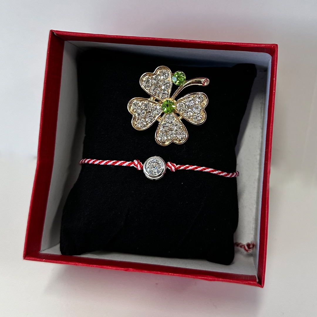 Set Lucky Breeze, cu brosa trifoi si bratara cu pandativ si cristal ...