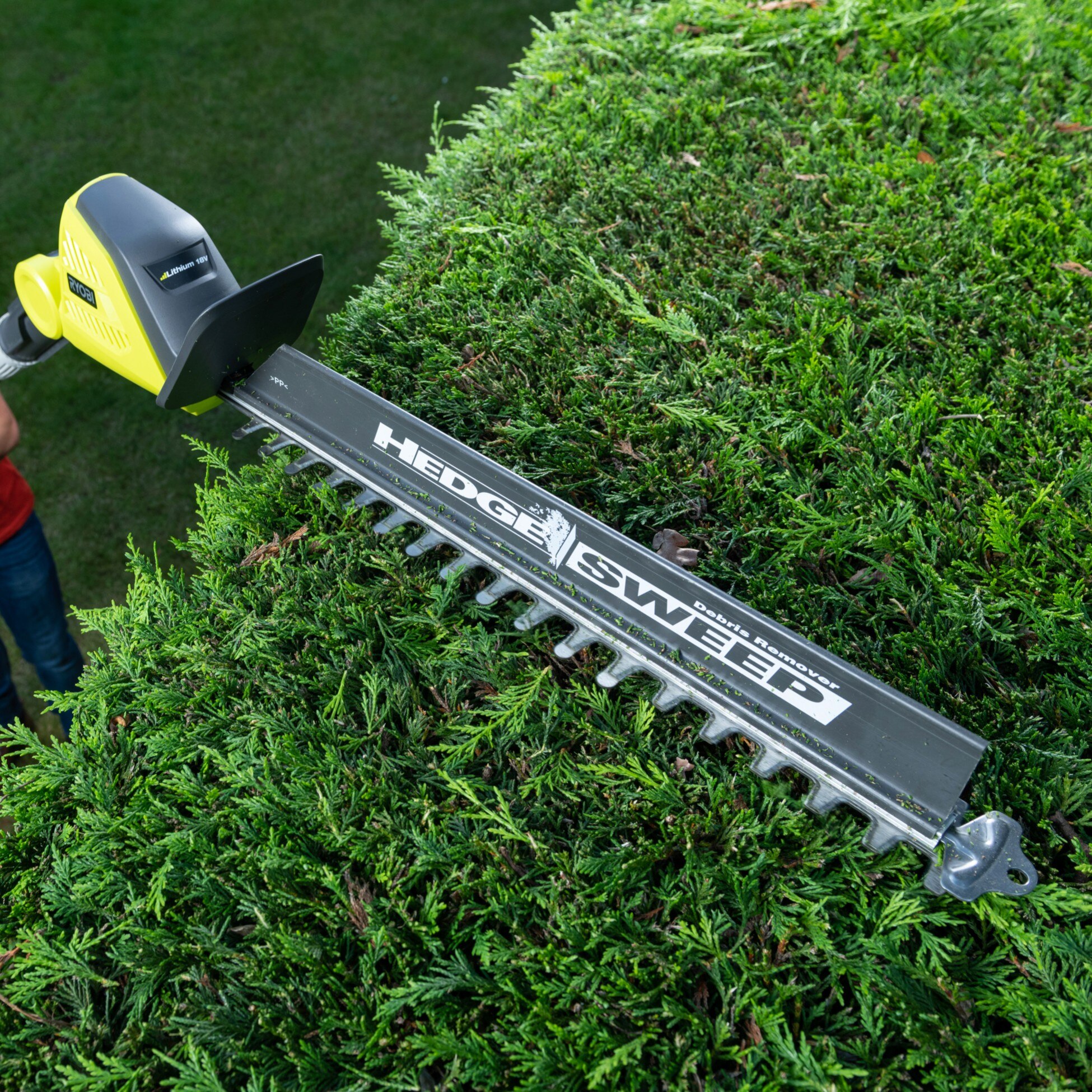 Foarfeca electrica pentru tuns gard viu Ryobi, telescopica, lama din ...