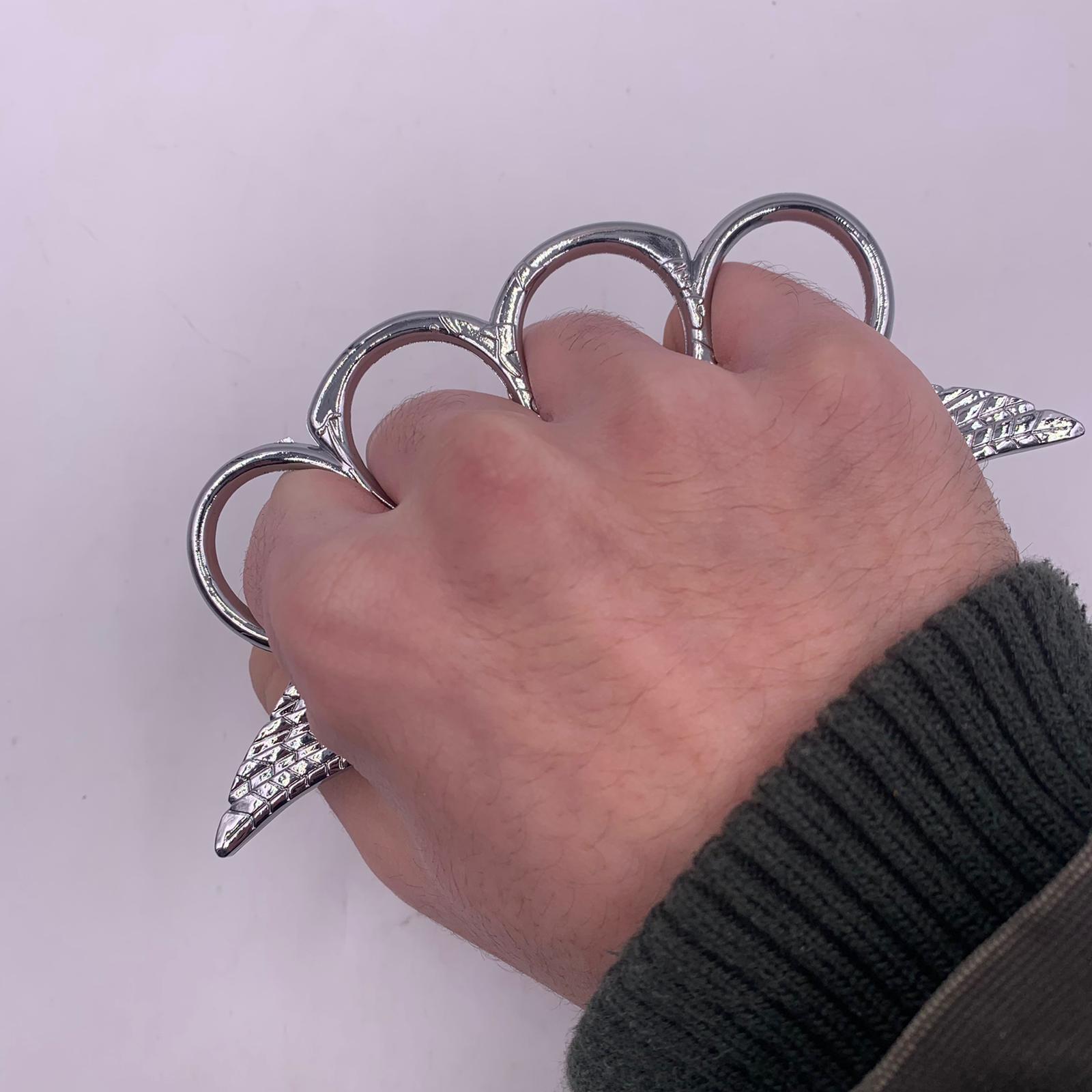 Pumnal Tip Box, Autoaparare, Model Aripi Vulture, Argintiu, Dalimag ...