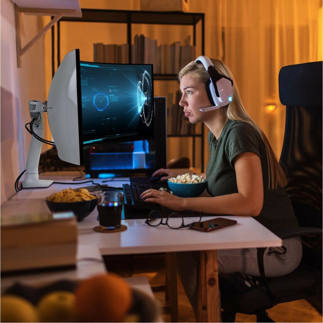 Brat pentru monitor de birou HX cu pivot HD, Ergotron, Alb - eMAG.ro
