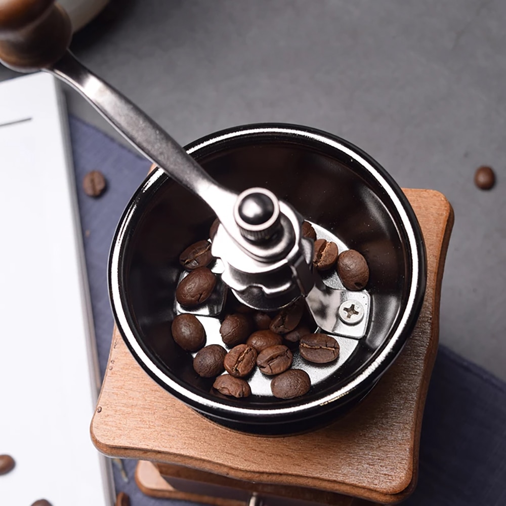 Rasnita manuala vintage din lemn, pentru cafea, condimente, nuci si ...