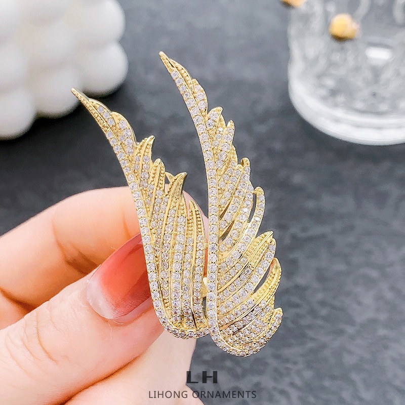 Brosa cu aripi de inger, aur, 5.3x2.2cm - eMAG.ro