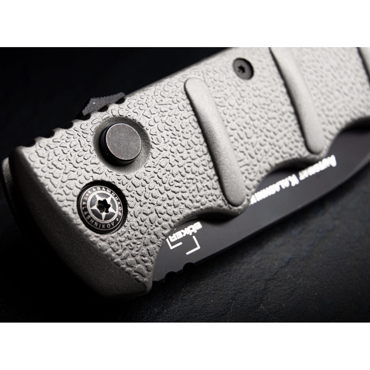 Джобен нож Boker Plus AKS-74 Black D2 - eMAG.bg