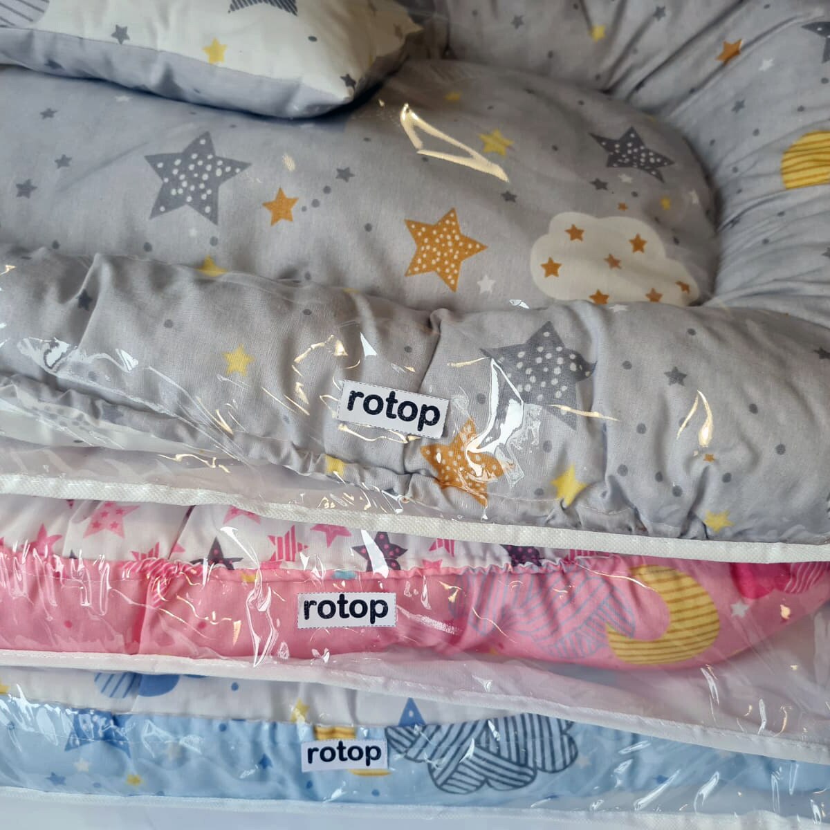 Cosulet bebelus pentru dormit RoTop Baby Nest Cocoon 90x50 cm Roz, husa ...