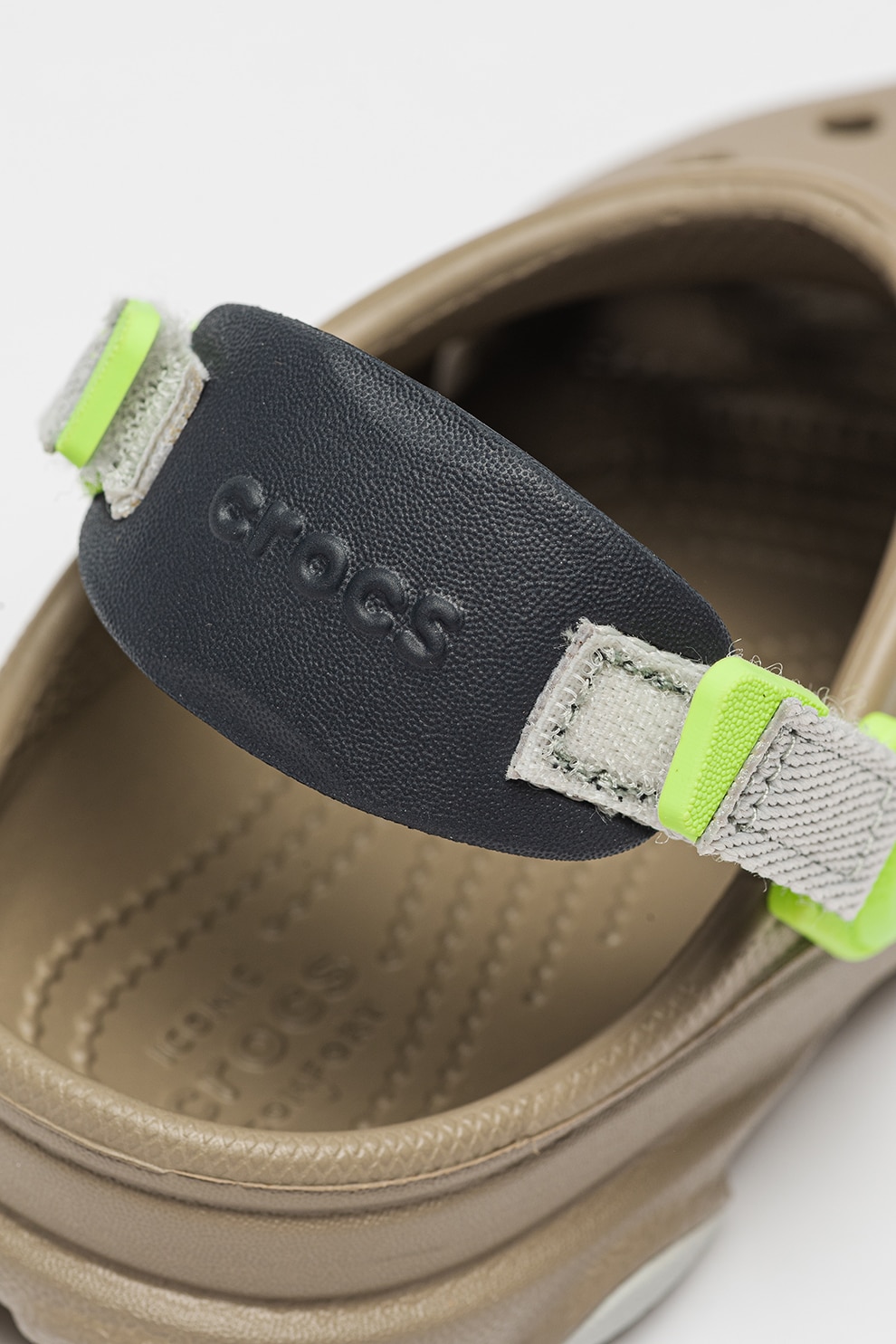 Crocs, Крокс с каишка на петата, Каки, 32-33 EU - eMAG.bg