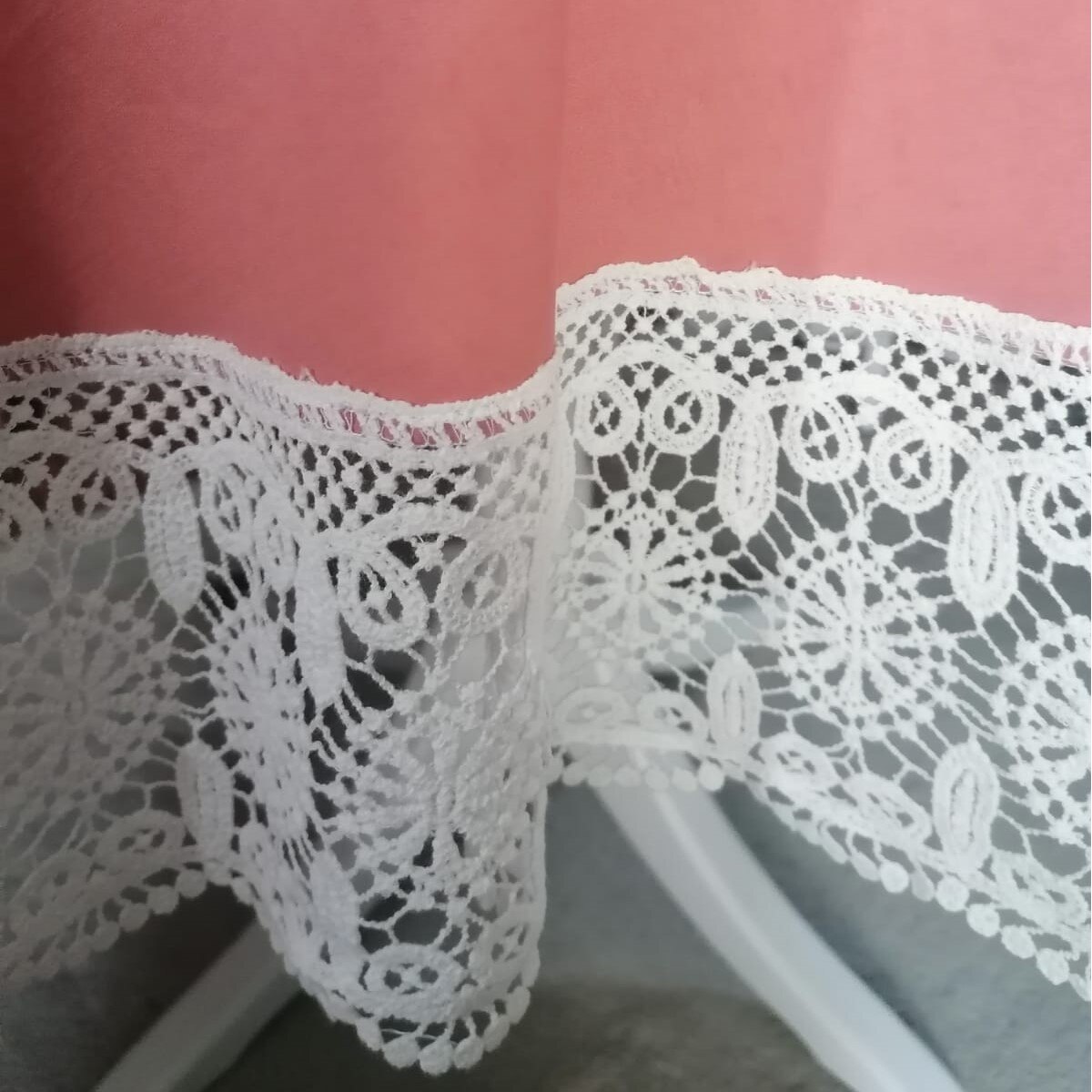 Set Fata de masa ovala 180 x 320 cm si 18 servetele brodate, Casa ...