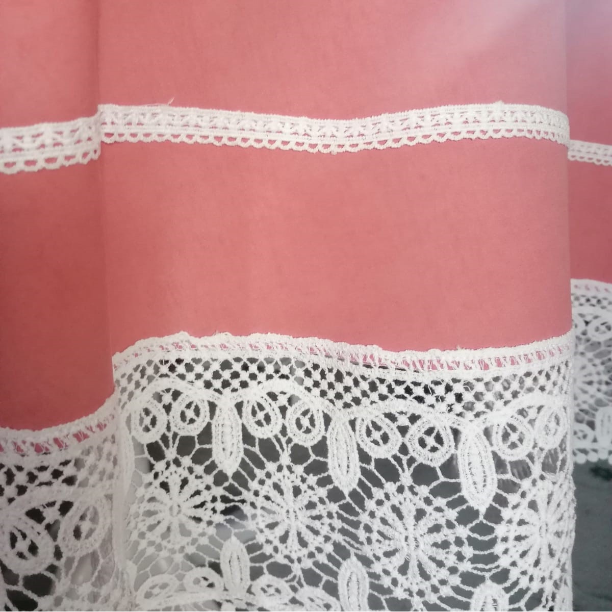 Set Fata de masa ovala 180 x 320 cm si 18 servetele brodate, Casa ...