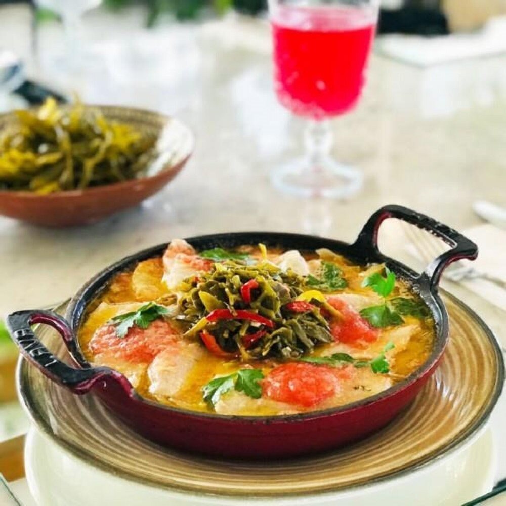 Tava rotunda 20cm, cu suport din lemn, Rosu - LAVA - eMAG.ro