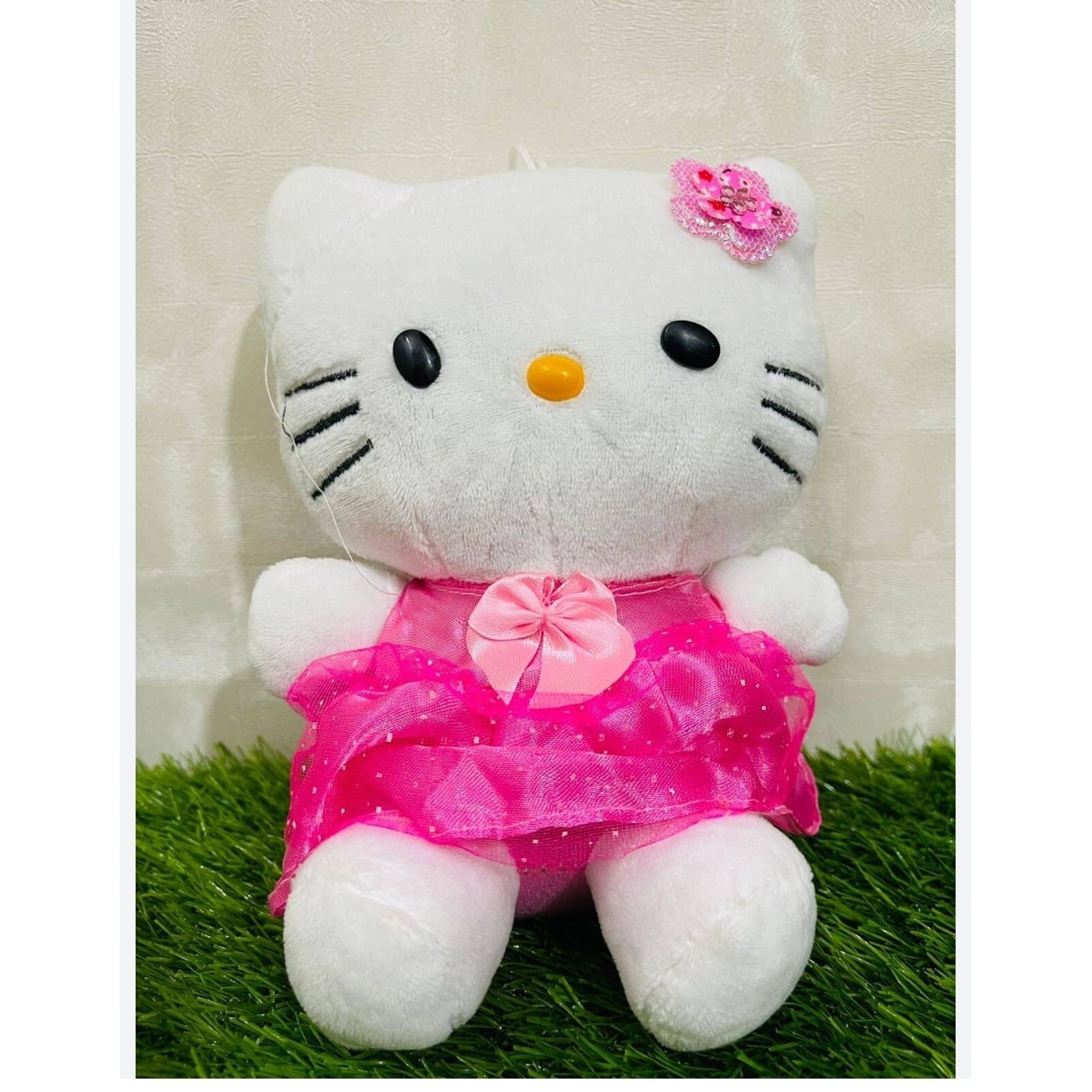 Jucarie de plus, Hello Kitty, roz/alb, 18 cm - eMAG.ro