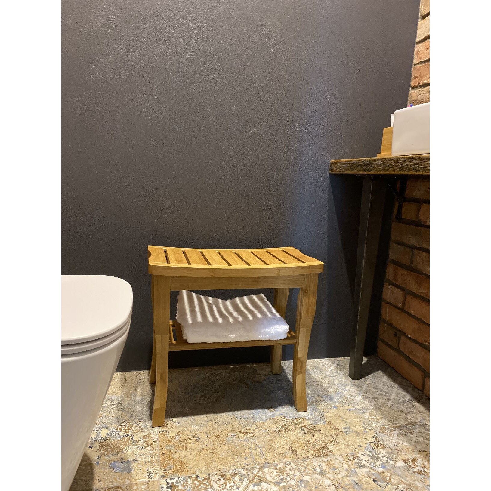 Табуретка за баня с рафт Бамбук 47x25x45 см Emag Bg