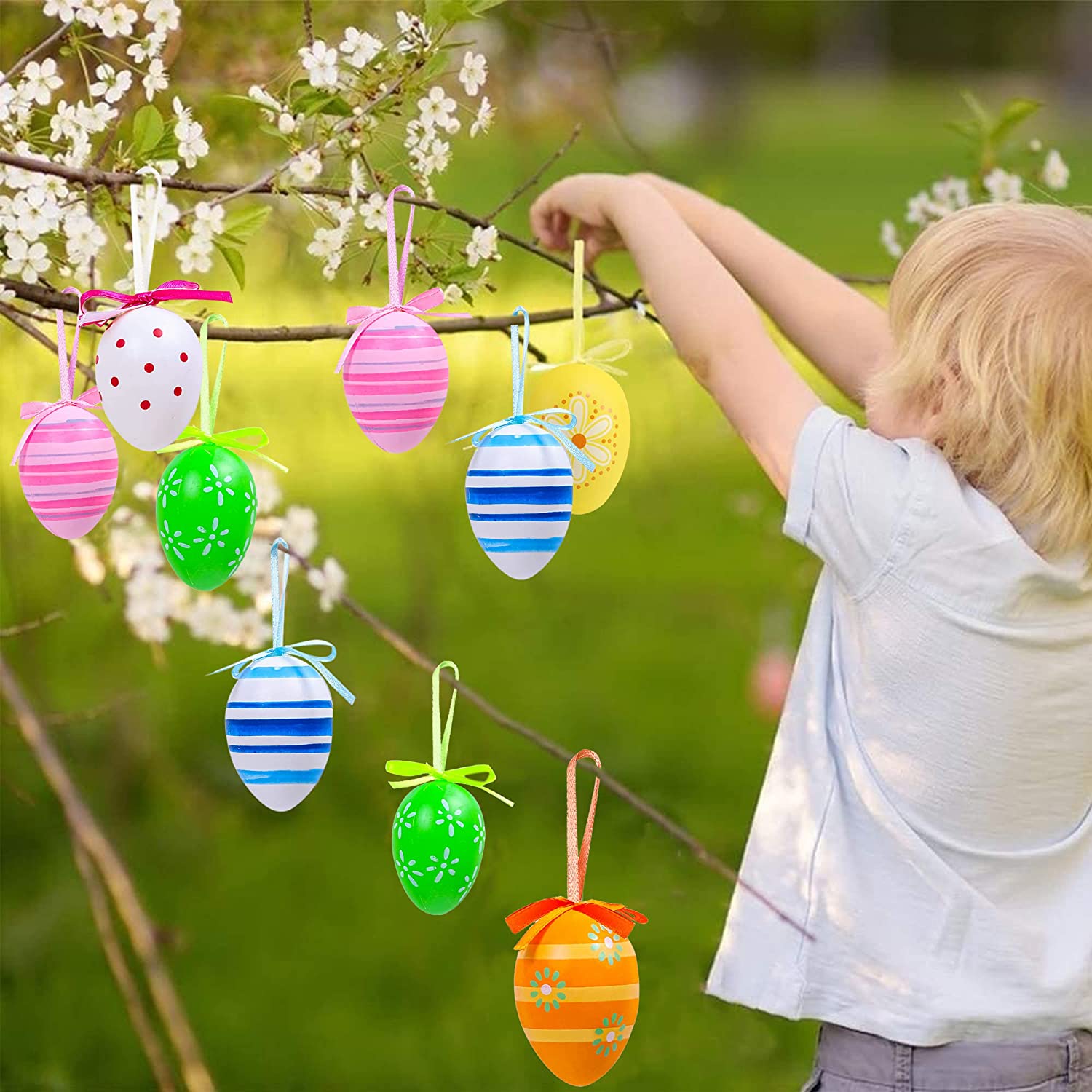 Set 6 oua de Paste, decorative, din plastic cu panglica pentru agatat ...