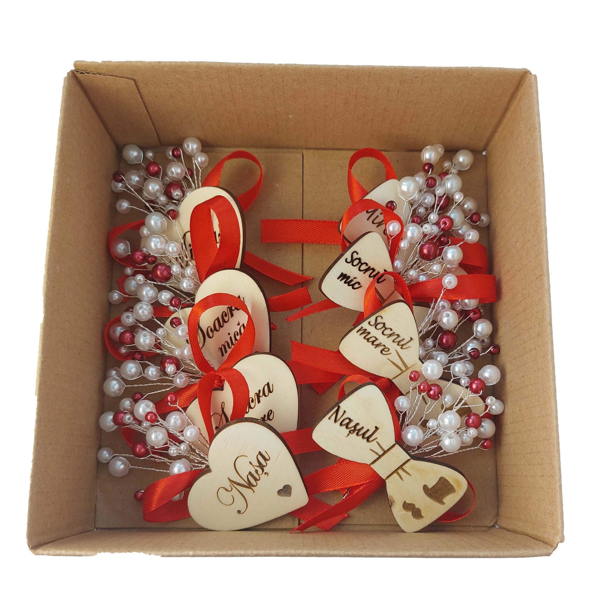 Set 8 Cocarde, MCF, Mire, mireasa, nasi si parinti, 7x7cm, rosu - eMAG.ro