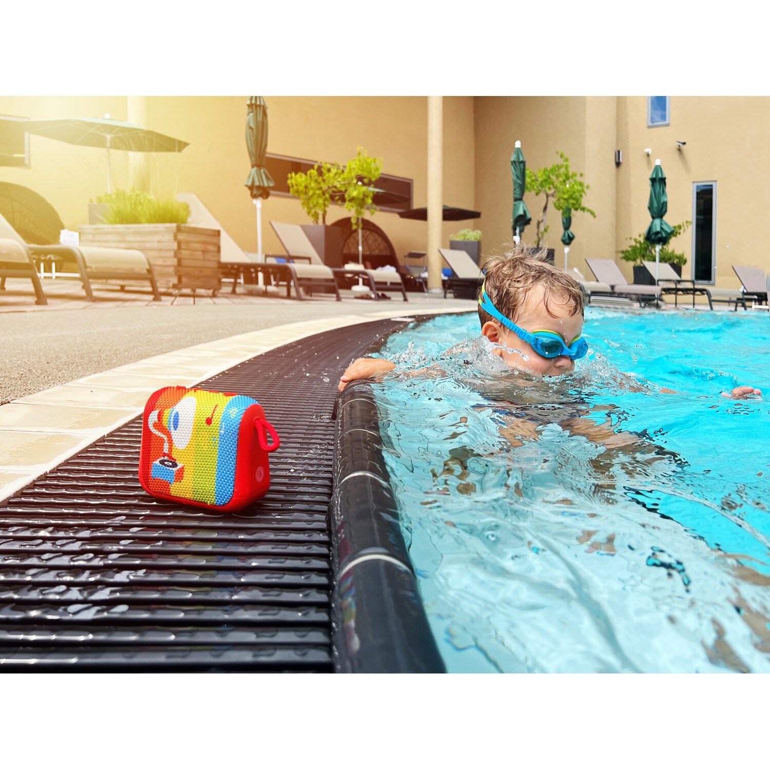 Boxa portabila pentru copii GoGEN DECKO TRIO R, 5 W, Bluetooth, IPX6 ...